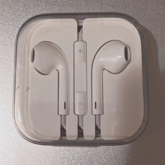 Apple | Headphones | Apple Wired Ear Pods New White | Poshmark